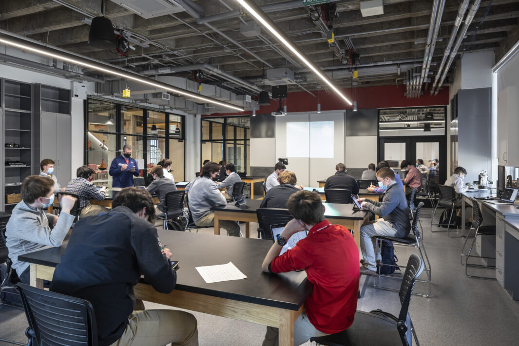 Fairfield College Preparatory School: Science Laboratories and ...