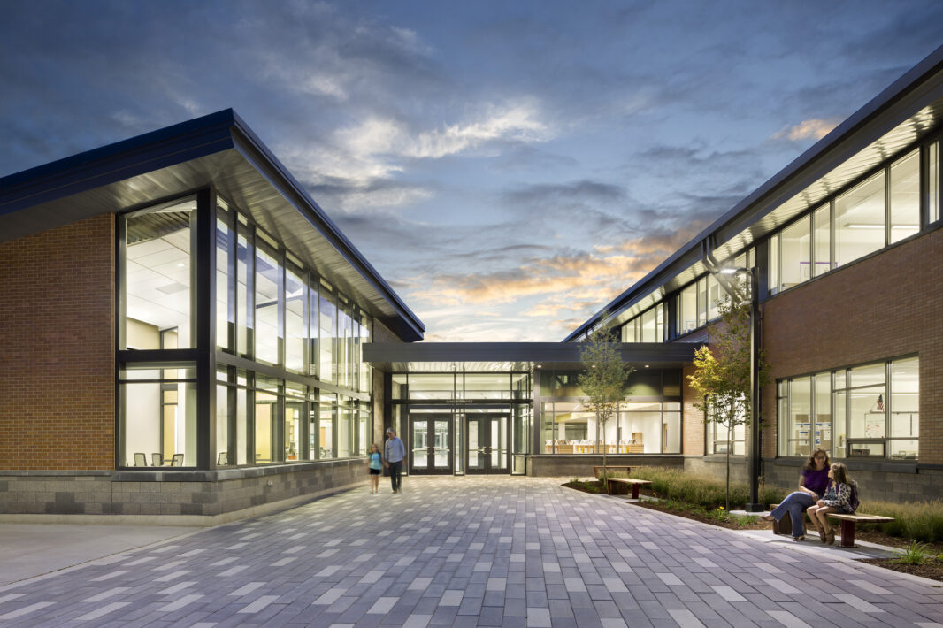 North Haven Middle School - Perkins Eastman