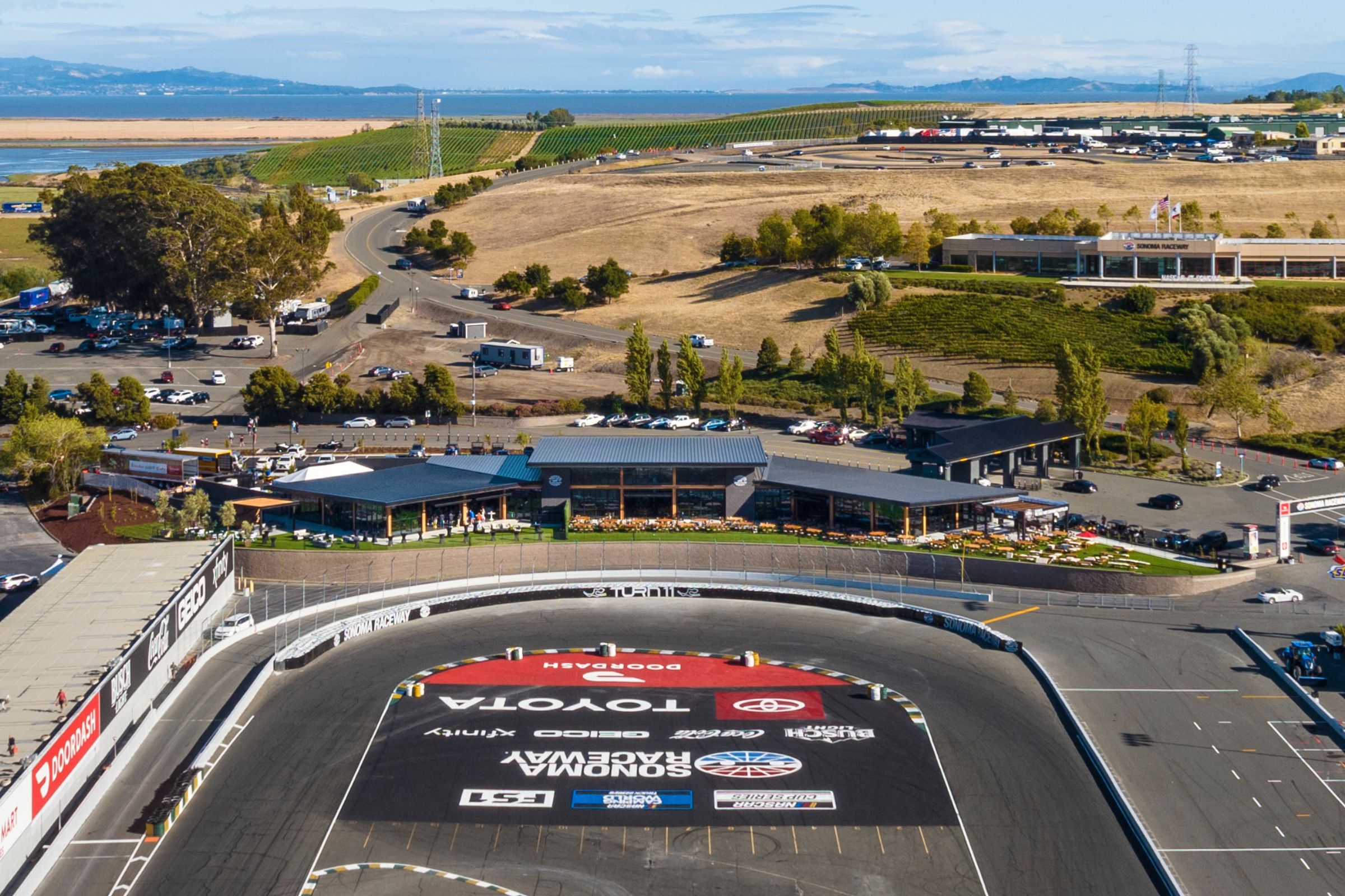 Sonoma Turn 11 Club - Perkins Eastman